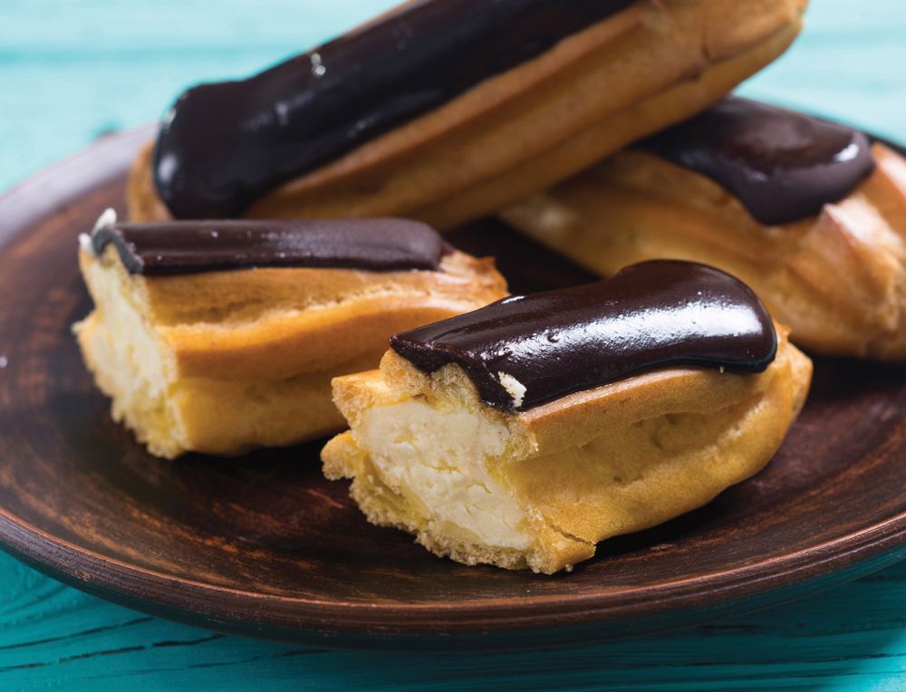 Chocolate Éclair from The Chefs' Knowledge: The modern culinary ...