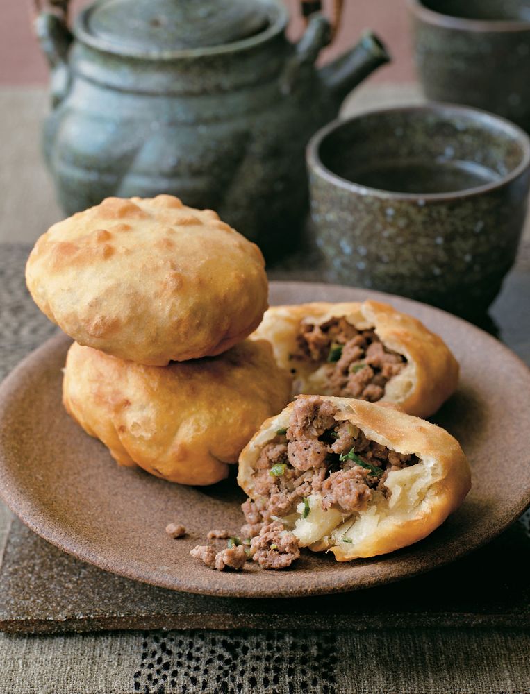Beef Cakes from China: A Cookbook by Terry Tan
