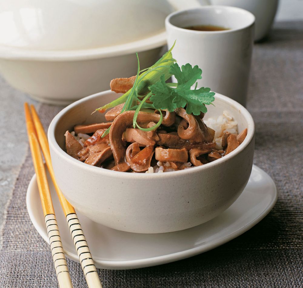 Shredded Kidneys in Wine from China: A Cookbook by Terry Tan