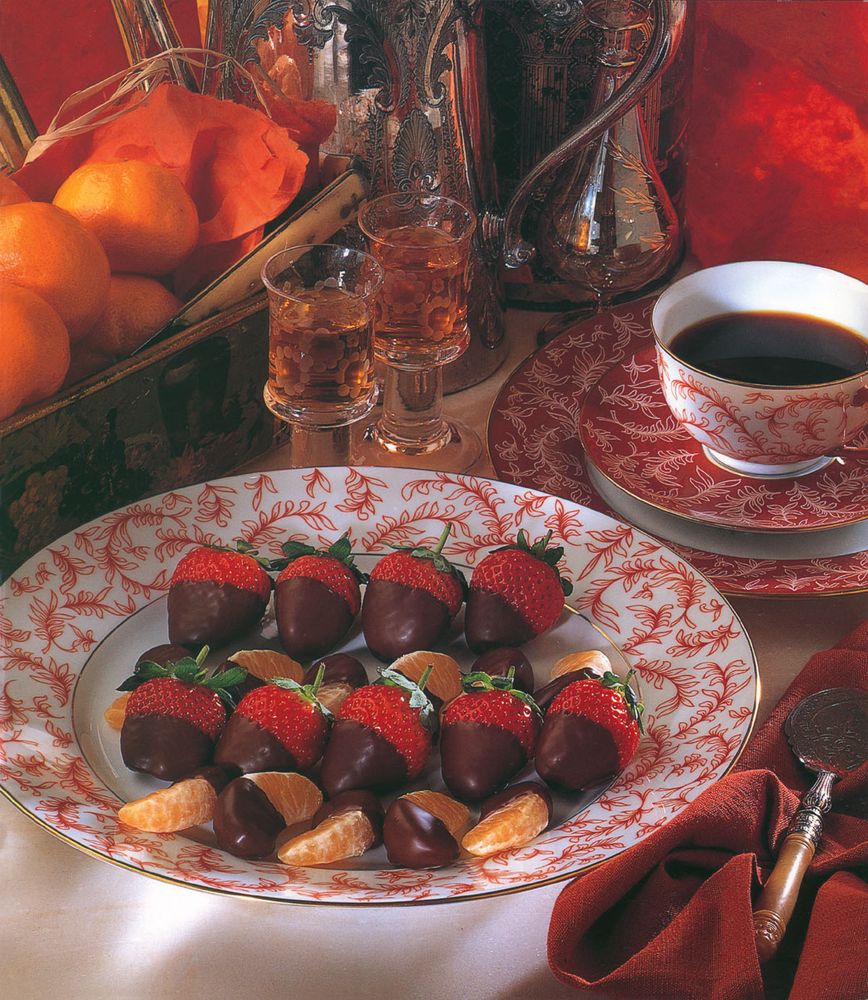Chocolate-dipped fruits from Chocolate: Le Cordon Bleu Home Collection ...