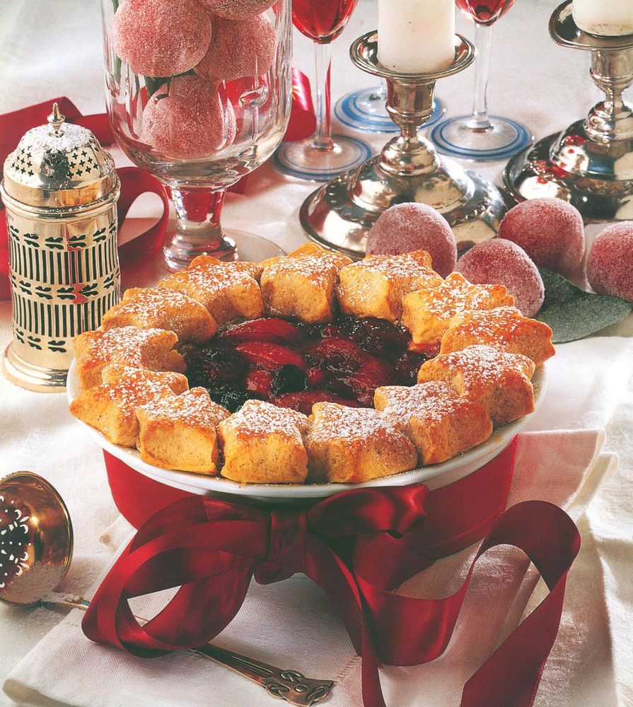 Dickensian Christmas cobbler from Christmas: Le Cordon Bleu Home ...