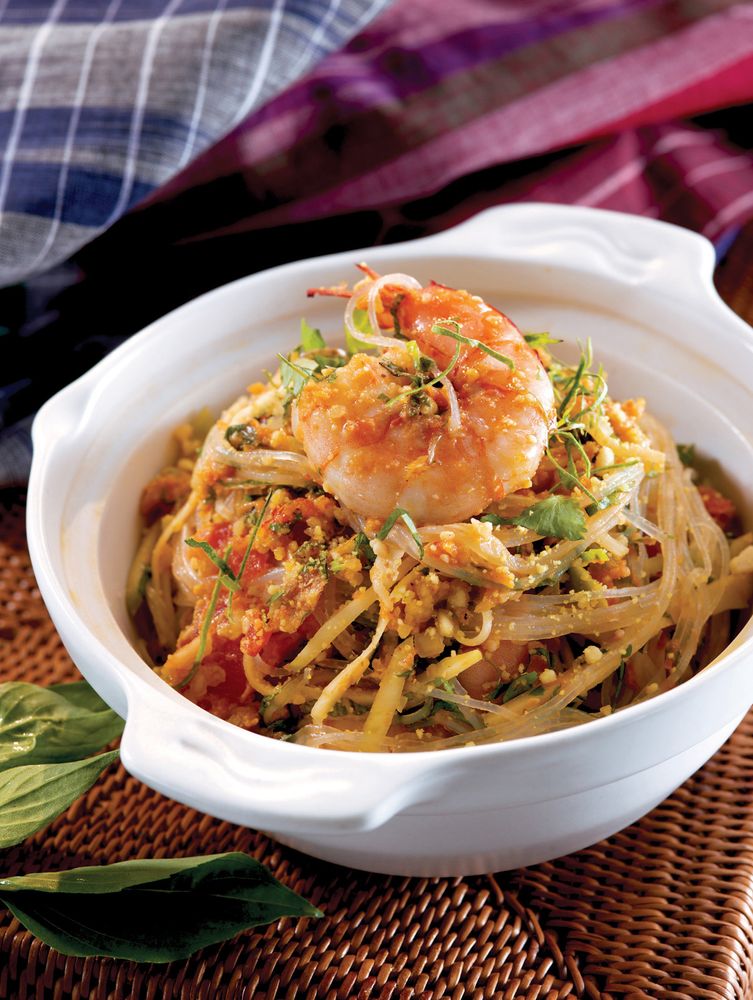 Prawn and Mango Salad from The Best of Chef Wan Volume 1: A Taste of ...