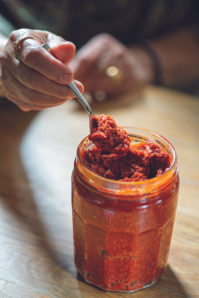Lasan ni Chutney from Biting Biting: Snacking Gujarati-Style by Urvashi Roe