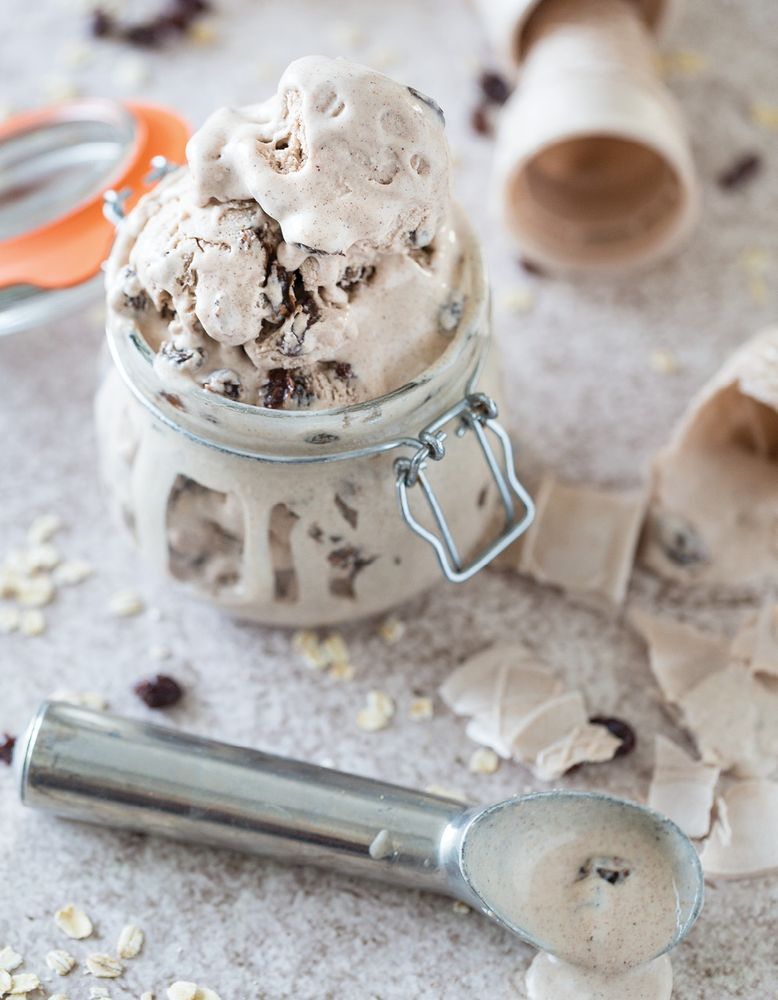 Oatmeal Raisin Ice Cream from But I Could Never Go Vegan!: 125 Recipes ...