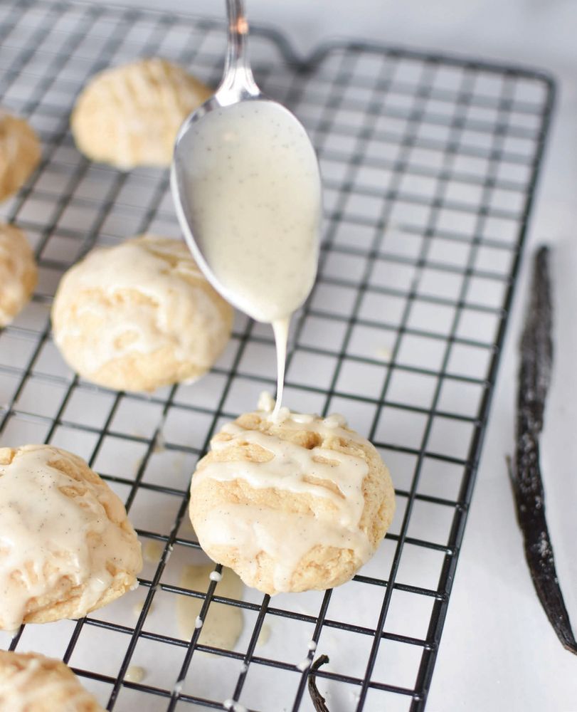 Ricotta Biscuit Cookies with Vanilla Bean Glaze from The Dizzy Cook ...