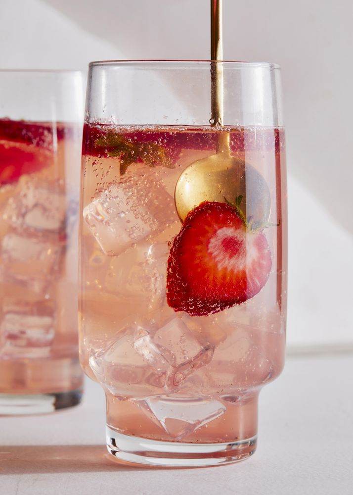 Strawberry Lime Sparkler from Free Spirit Cocktails: 40 Nonalcoholic ...
