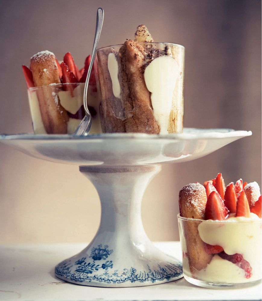 Pink Mini Trifles from Home Made by Yvette van Boven