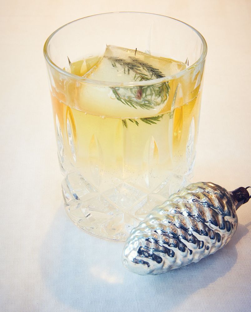 Pine & Ginger Drink from Home Made Christmas by Yvette van Boven