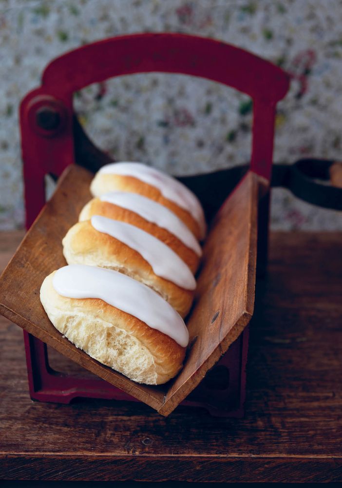 Iced fingers from Oats in the North, Wheat from the South: The history ...