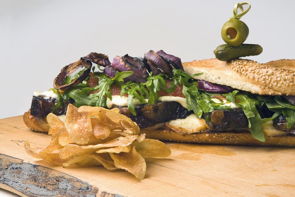 Grilled Short Rib Sandwich from Sandwiches of the World by Tom Valenti ...