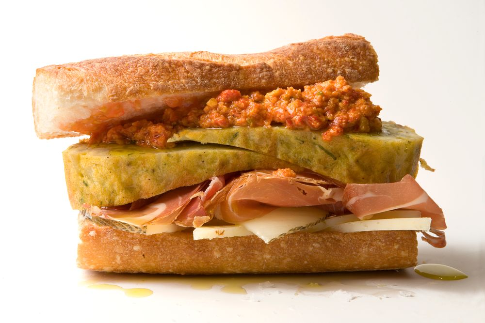 Bocadillo de Jamón y Queso con Tortilla Ham and Cheese Sandwich with ...