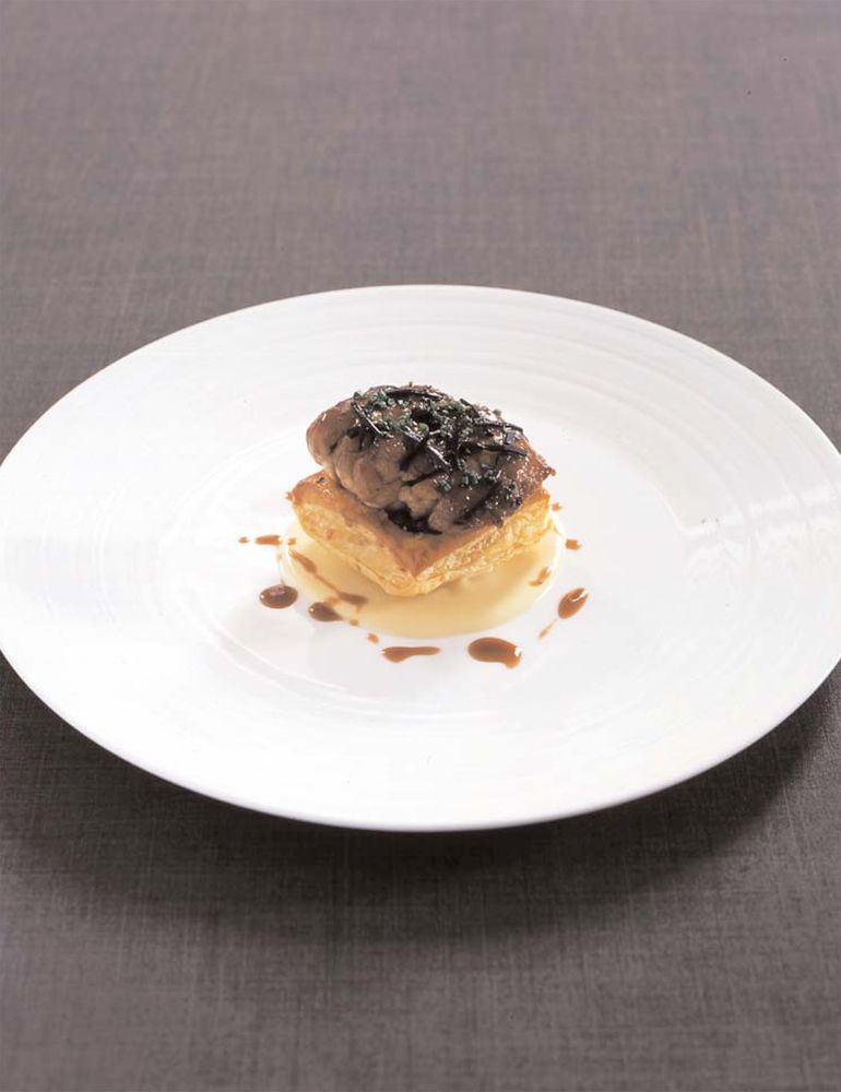 Roasted Calves Sweetbreads with Lyonnaise Tart and Sauce Soubise from ...