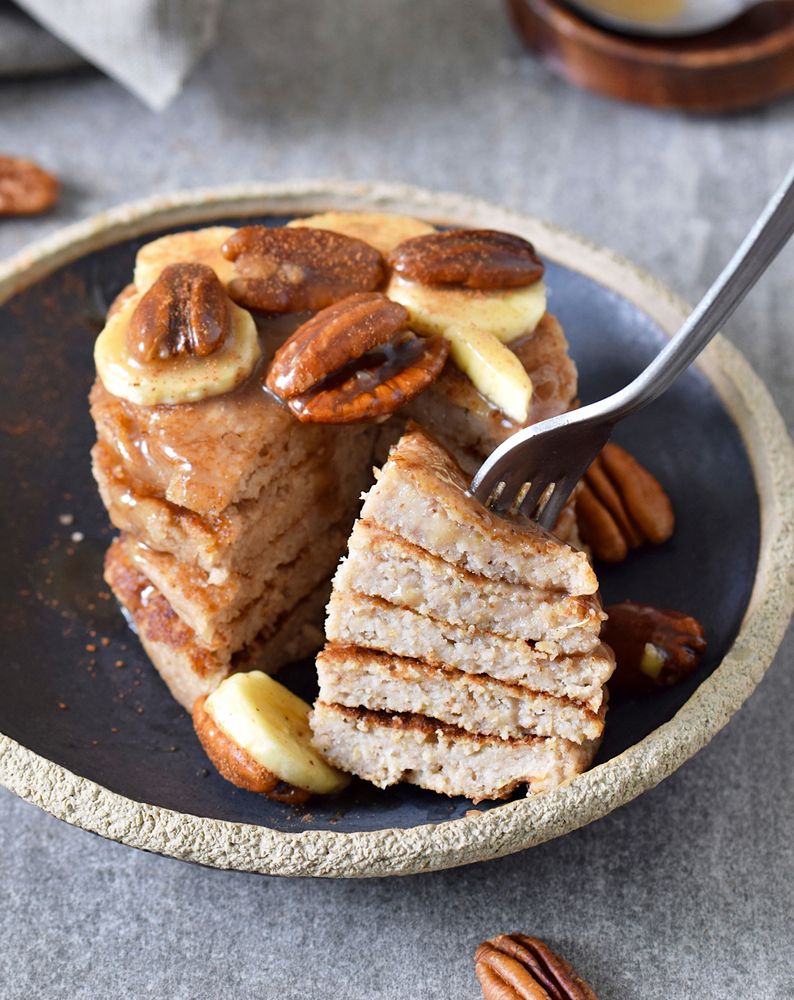 Banana Oat Pancakes from Simple and Delicious Vegan by Michaela Vais