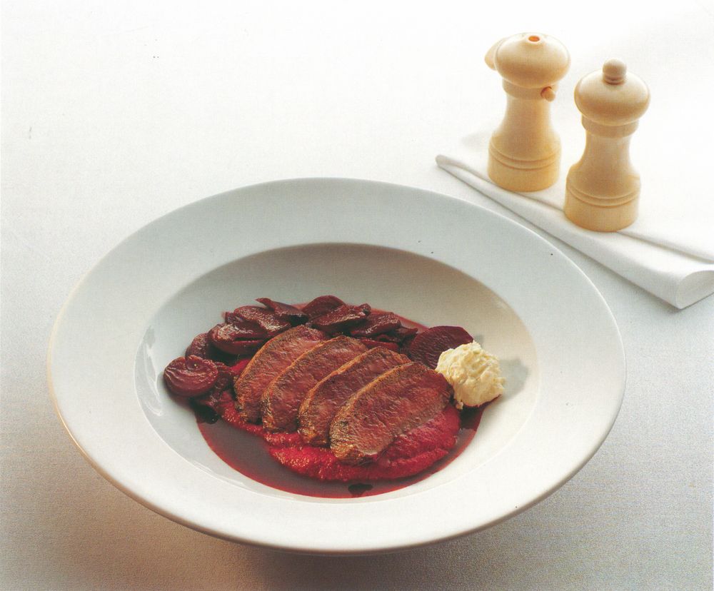 Rare Venison Pepper Steak with Glazed Beetroots and Horseradish Cream ...