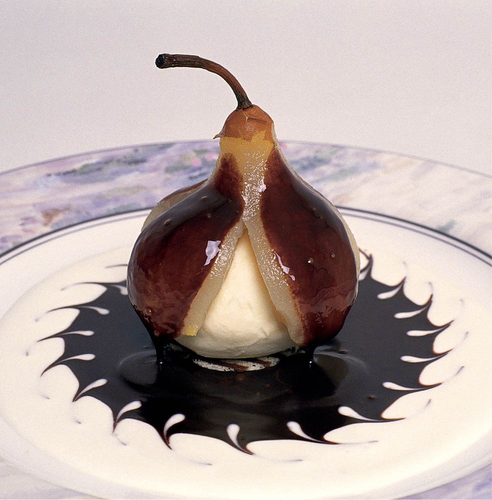 Pavlova from The Professional Pastry Chef by Bo Friberg