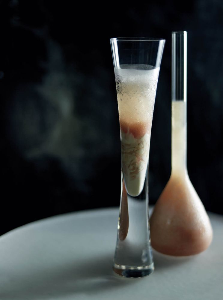 Quay’s White Peach Bellini from Quay by Peter Gilmore