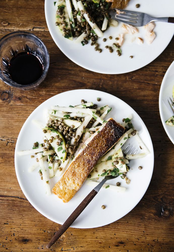 Kohl-Slaw w/Apples, Black Lentils, Sherry Vinaigrette, and Seared ...