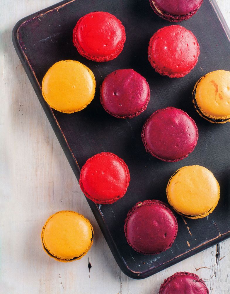 Macarons from World's Best Cakes: 250 great cakes from Raspberry ...